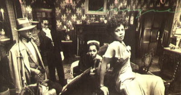 Chic - Risqué (1979)