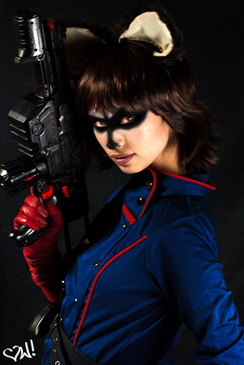 Calvin's Canadian Cave of Coolness: Rocket Raccoon Cosplay? I Think I ...