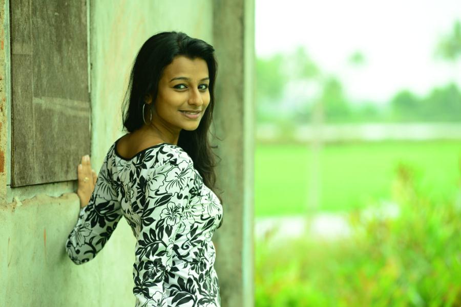Taneesha in Thotram Movie Photo Stills |Tamil Cinema News Updates website