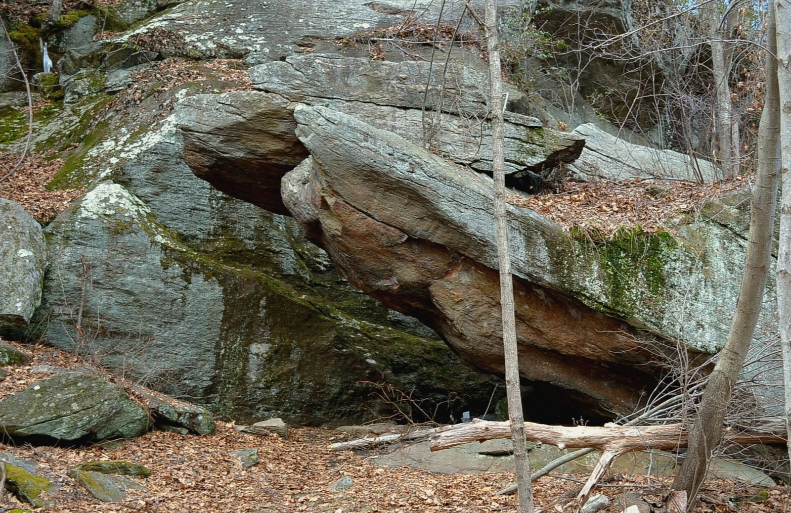 Kayak777: The Leatherman's "Real" Cave