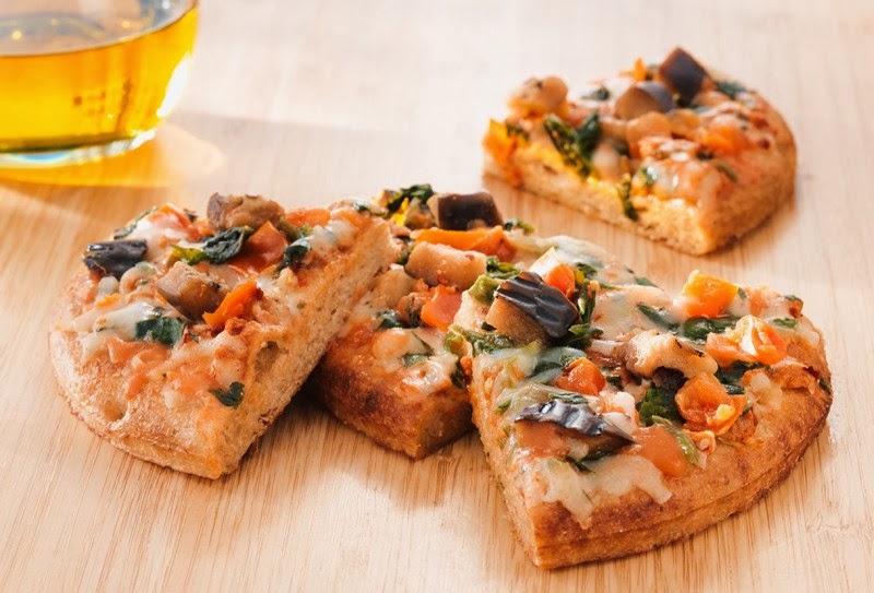 News: Kashi Offers New Single-Serve Pizzas with Greek and Indian Flavors