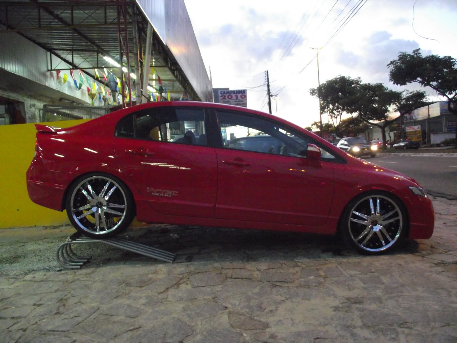 O MELHOR COM JJ: HONDA CIVIC SI COM RODAS ARO 20 CROMADAS