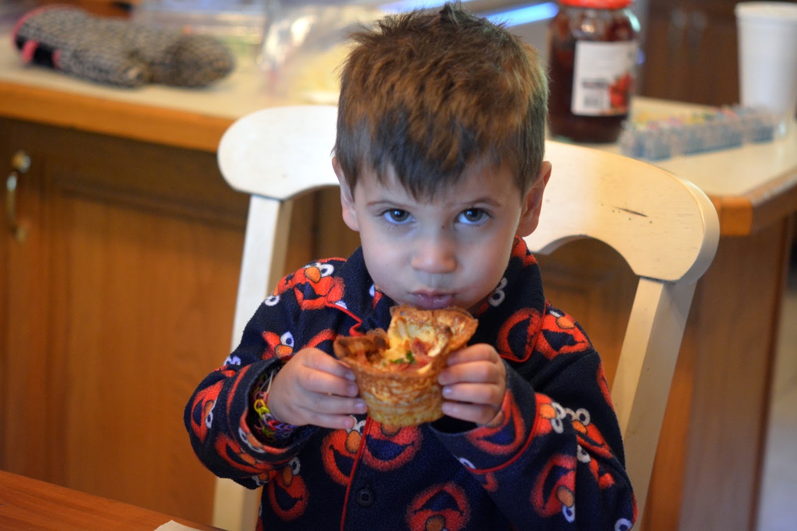 BACON, CHEESE & EGGS BAKED IN CREPE CUPS-THE PERFECT BRUNCH FOOD ...