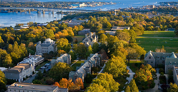 Small Colleges: Connecticut College