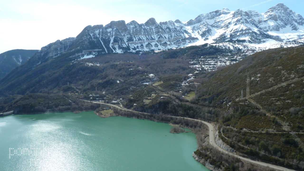 pontinhos meus: Vale de Tena, Pirinéus - Spain