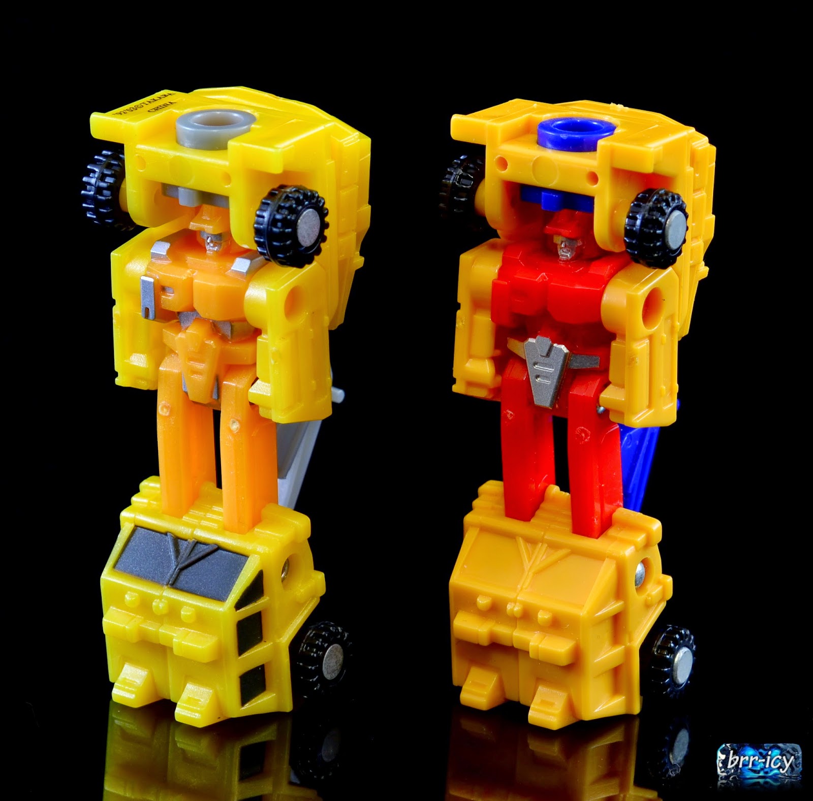 Brr-icy's Transformers Reviews: Operation Combination Sixbuilder Comparison