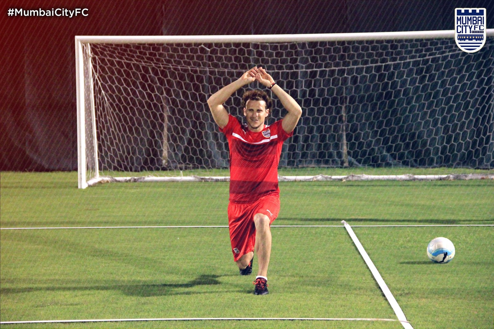 Diego Forlán to Leave Adidas - Footy Headlines