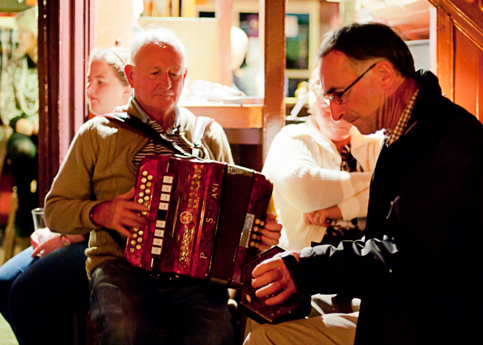 An Seanchai: What's the Story: Storytelling & Song At An Seanachaí