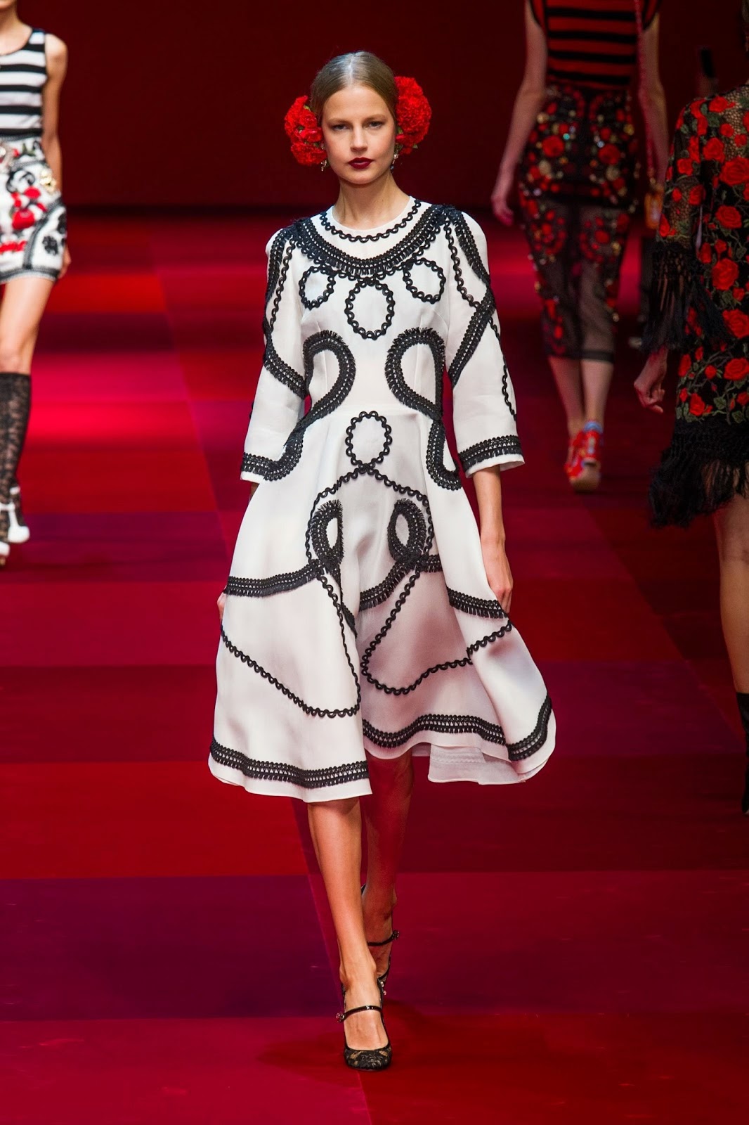 DOLCE AND GABBANA Spring/Summer 2015 Collection