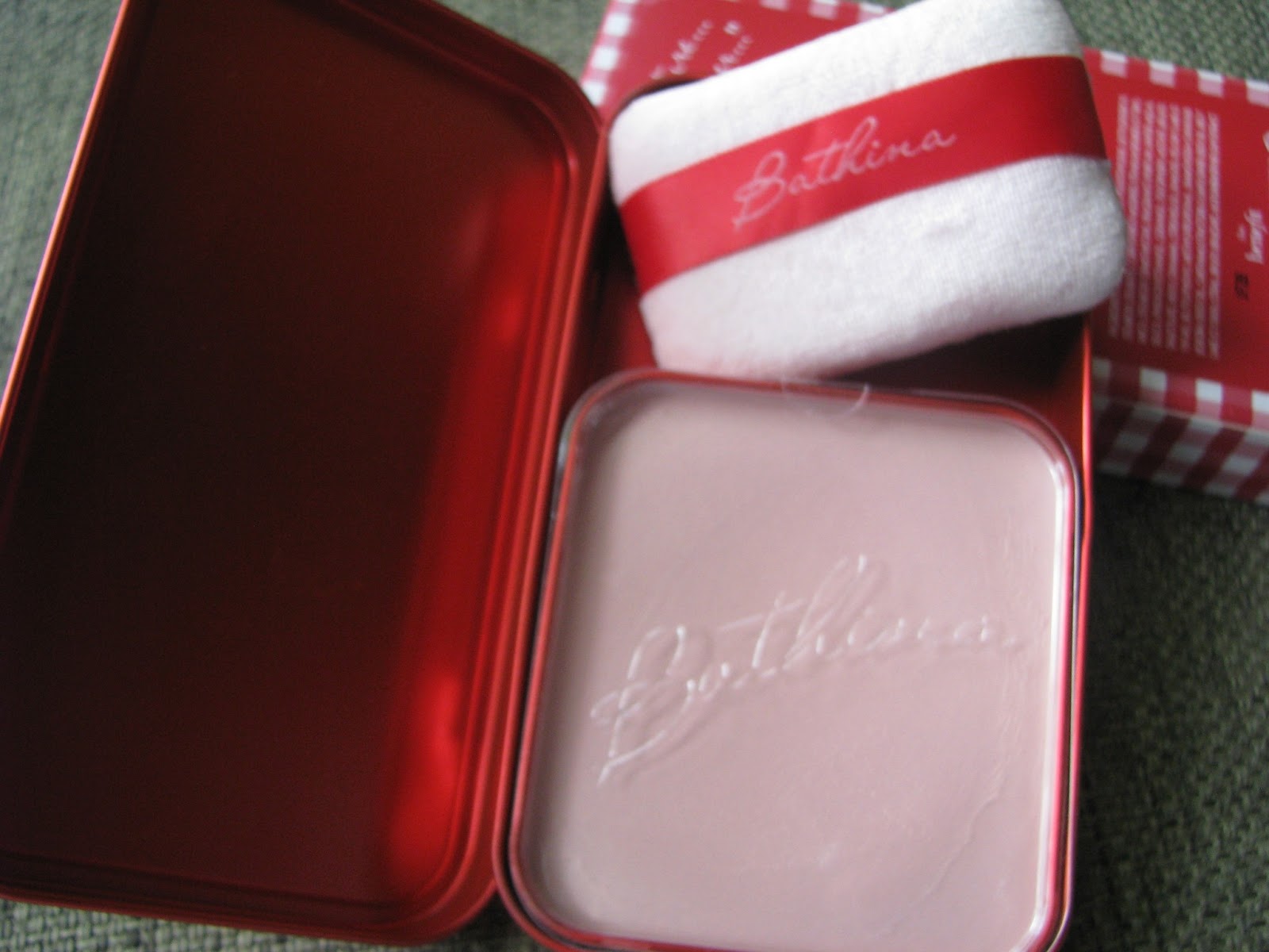 The Kikay Mom: Benefit Bathina Take a Picture Body Balm Review and Swatches
