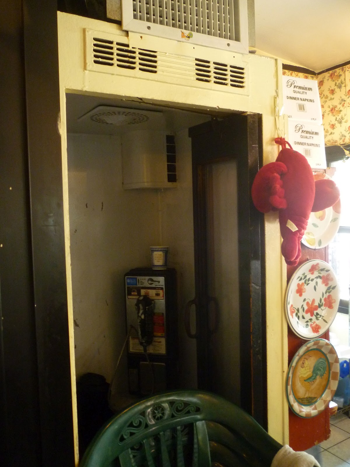 Lost City: Wooden Phone Booth Sighting: Tom's Restaurant