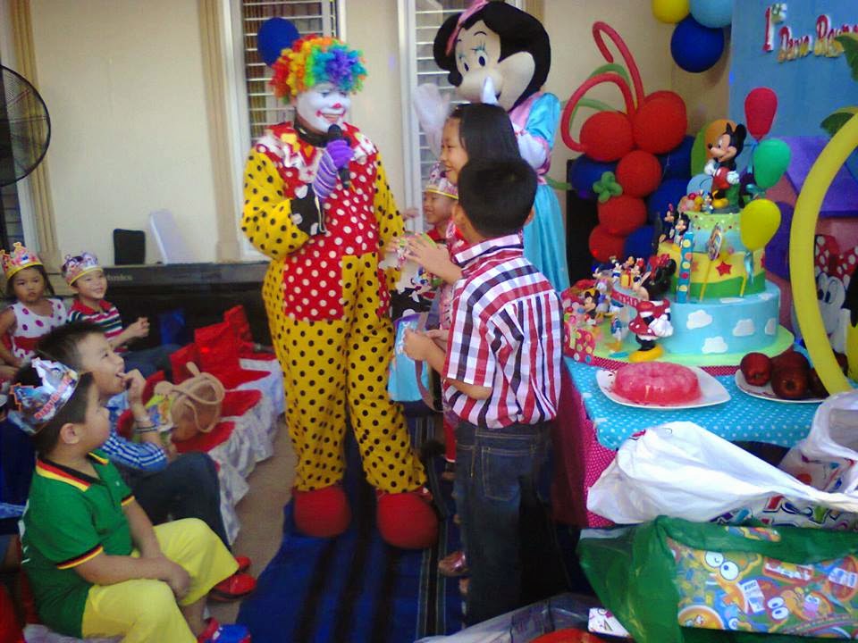 badut Karawang: Badut Ultah Karawang