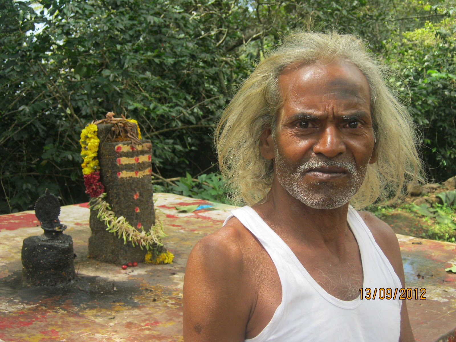 malaivalmakkal: October 2012