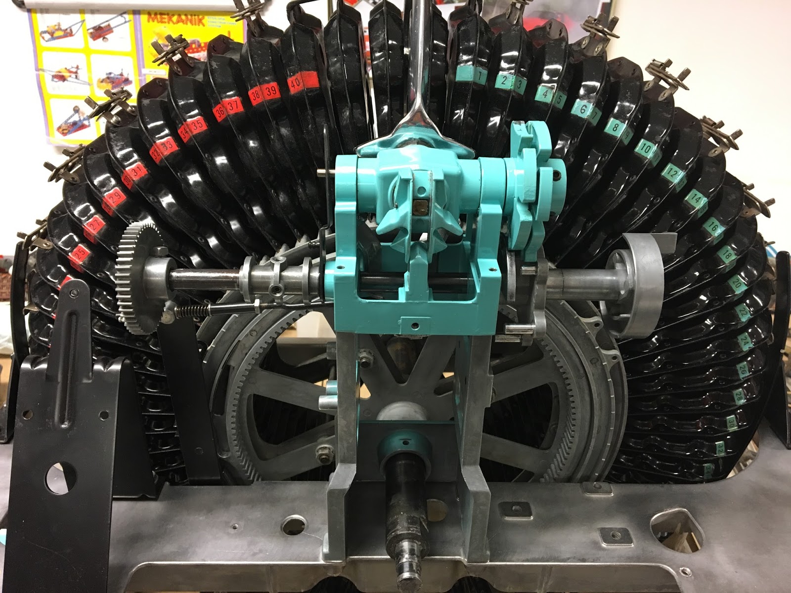 Gunnar's Rockola 1458. A restoration journey: Assembling the Gripper ...