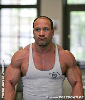 Fucken Hot Sexy Men: Bodybuilder Steve Benthin