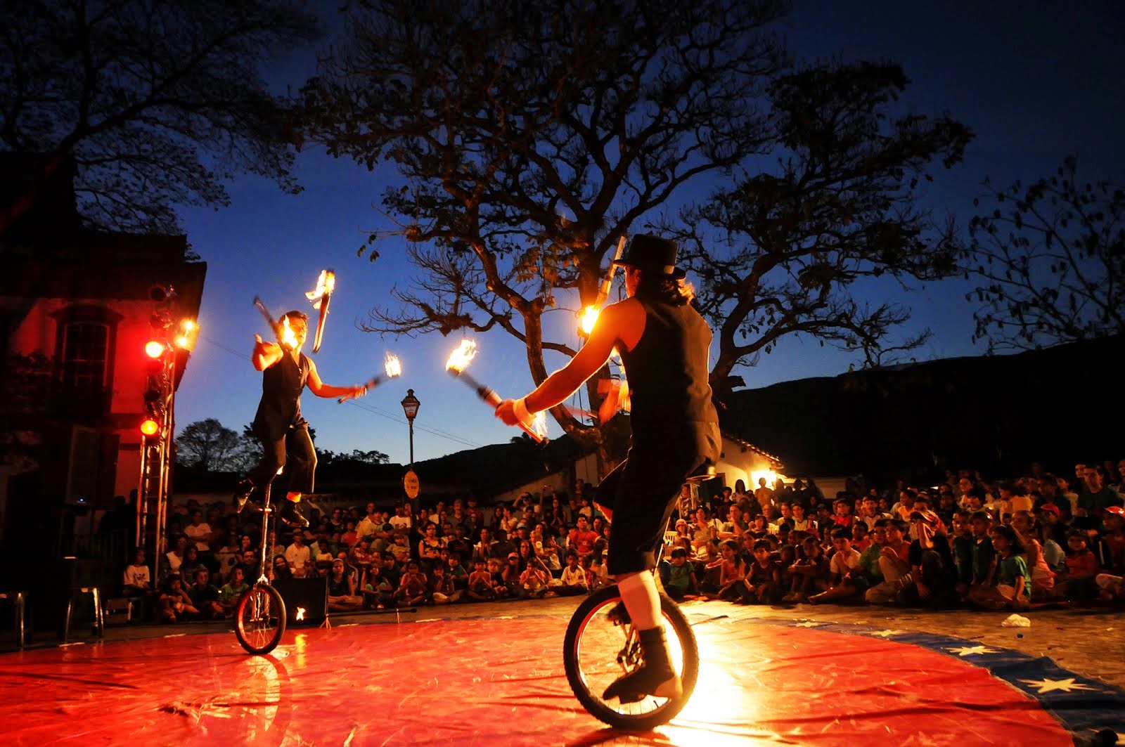 A HISTÓRIA DO CIRCO