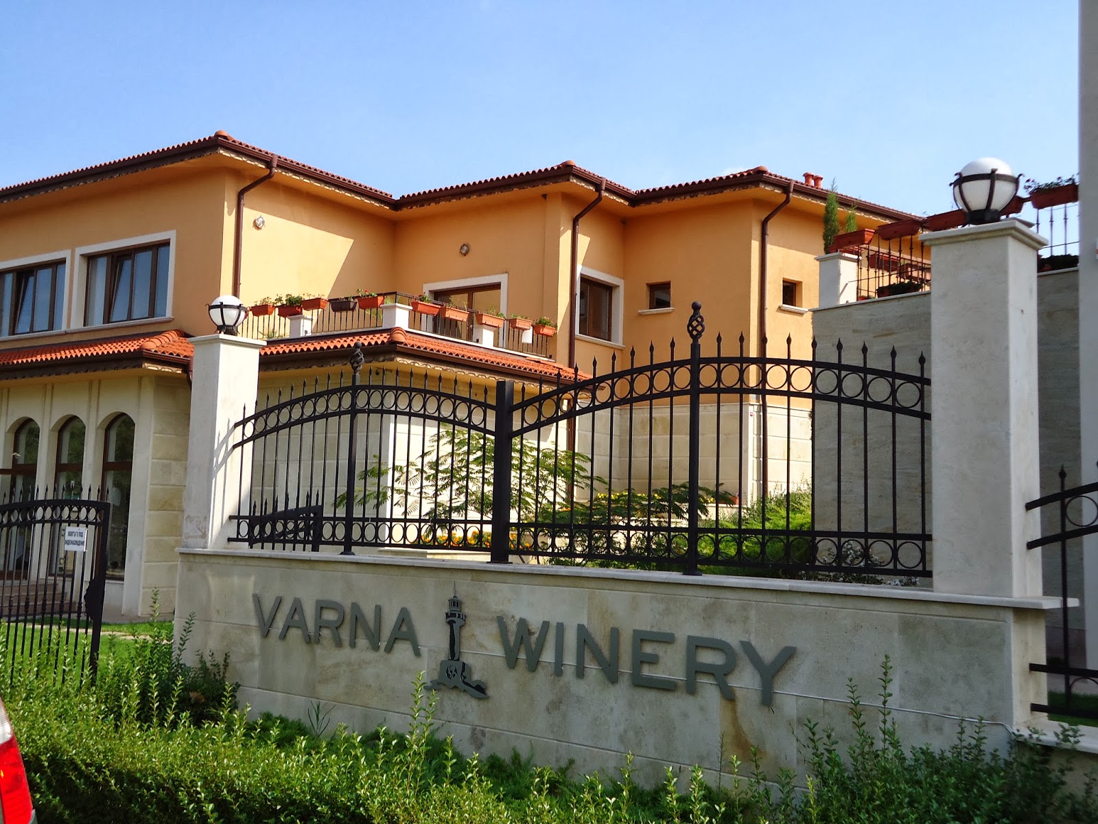 The Wine Anarchist: Black Sea Gold - Varna Winery