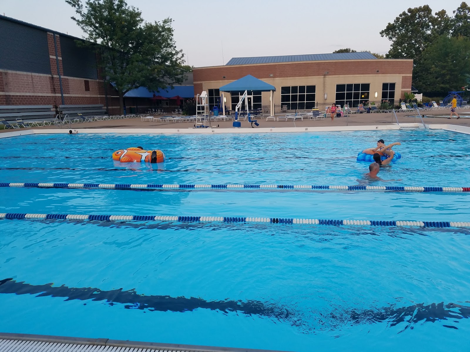 Play St. Louis: Webster Groves Aquatic Center at Memorial Park, Webster ...