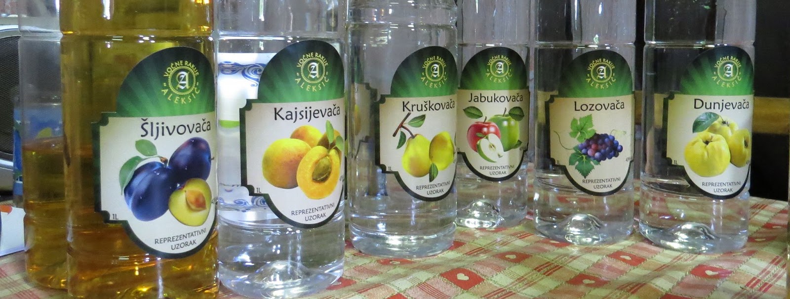 Rakija, uglavnom: Rakijski svet Ratka Aleksića