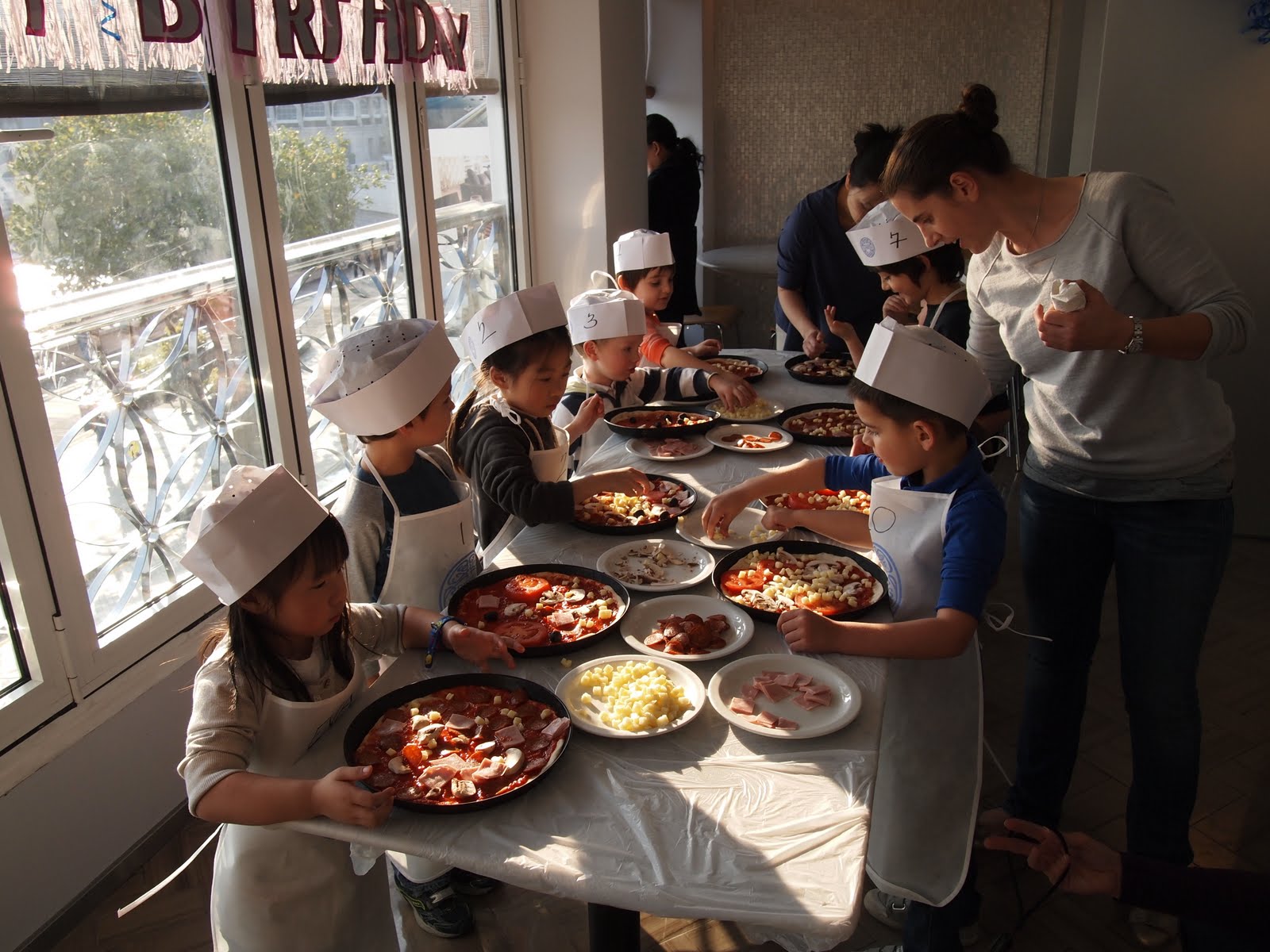 Baby Eva's Life Journal: Pizza Express Pizza Making Party