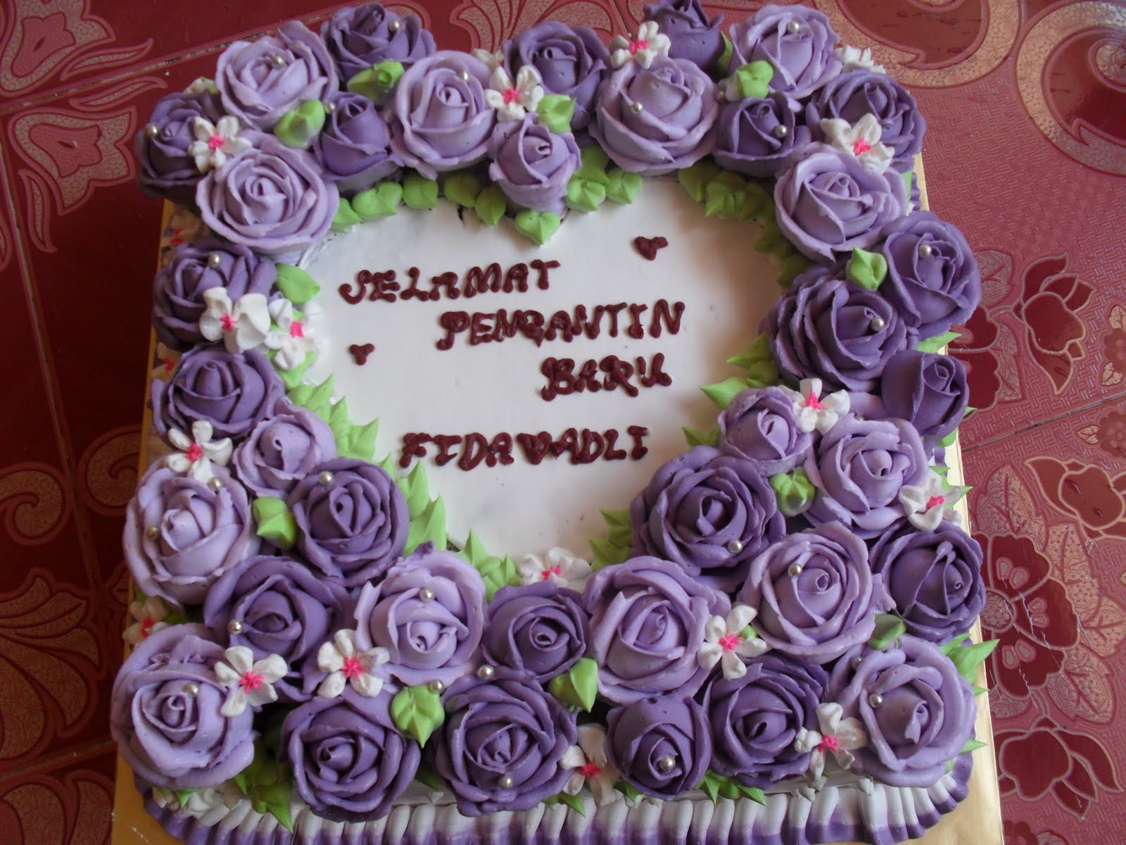 ..:Anissya Cakes:..: kek hantaran tema purple putih