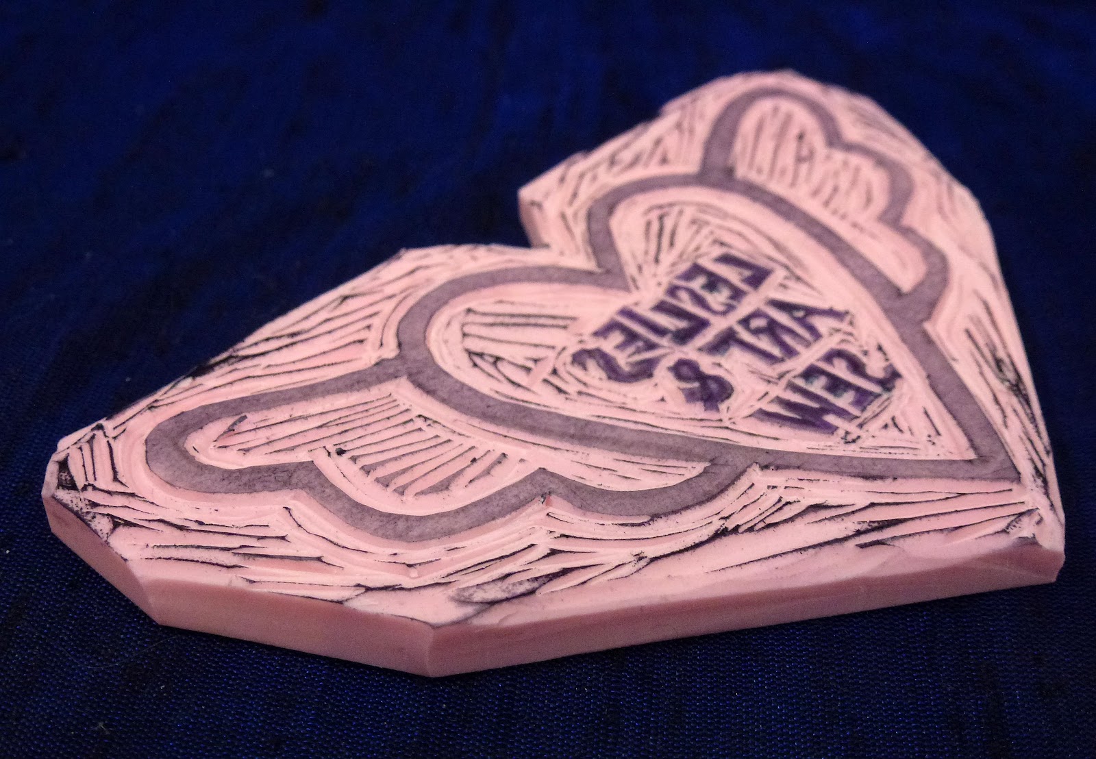 Leslie's Art and Sew: My First--and Second--Hand-Carved Stamp