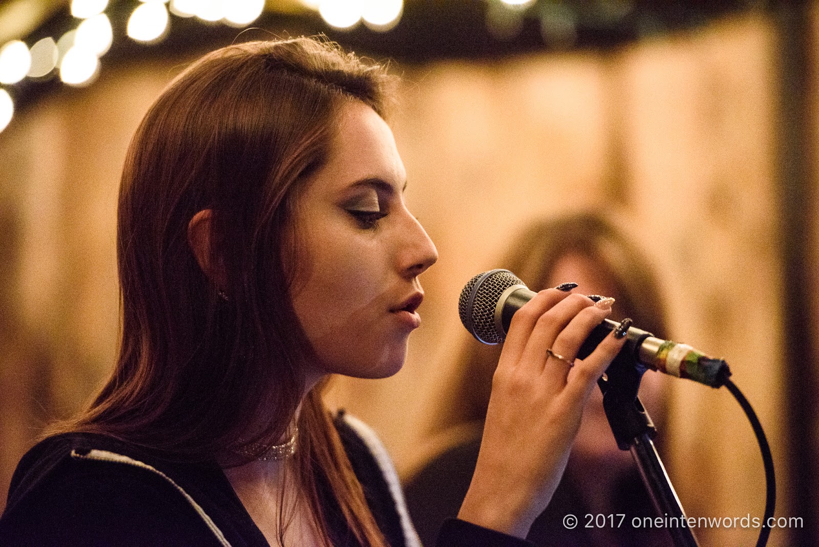 one in ten words: Vivien and Victoria Shepherd at The Junction City ...