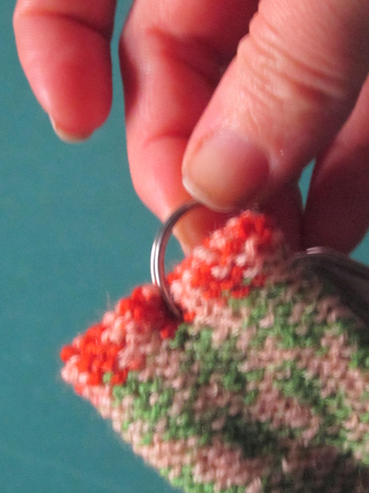 G's Crafts n' Things: Key tag cozy