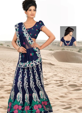 Long frocks | Pakistani Dresses | Mehndi Designs