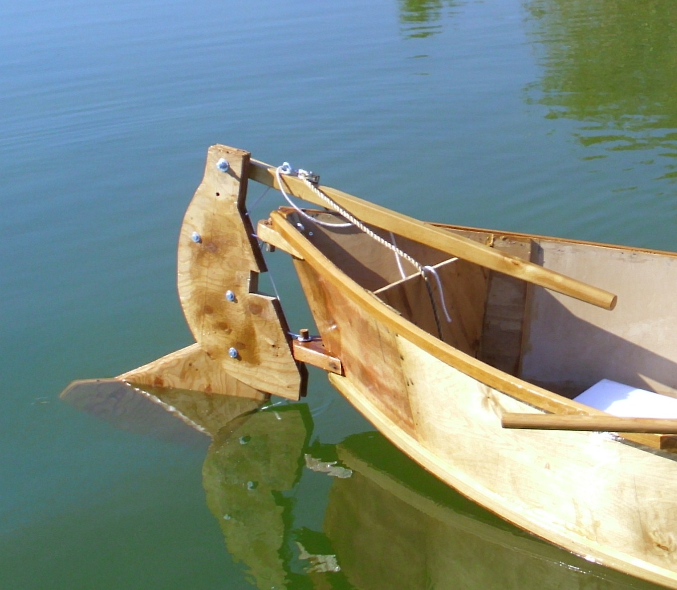 Instant Boat---Indeed......: A Turning Point, the evolving rudder...