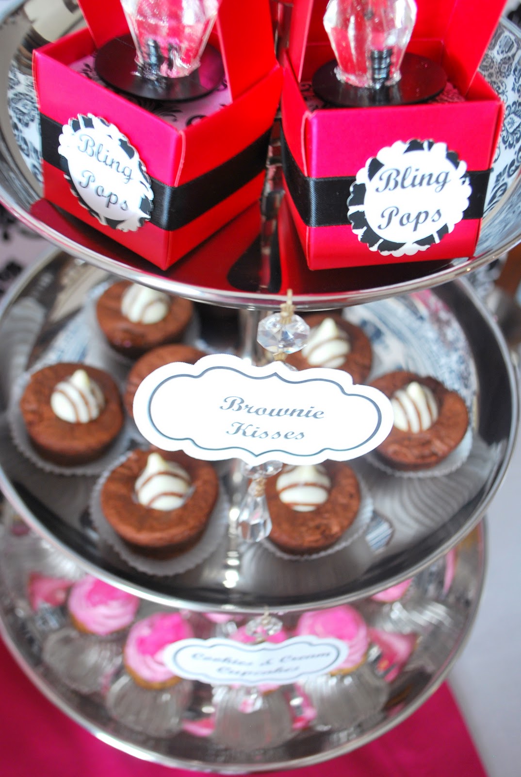 Fête Fanatic: Candy Buffet: A Thing for Bling