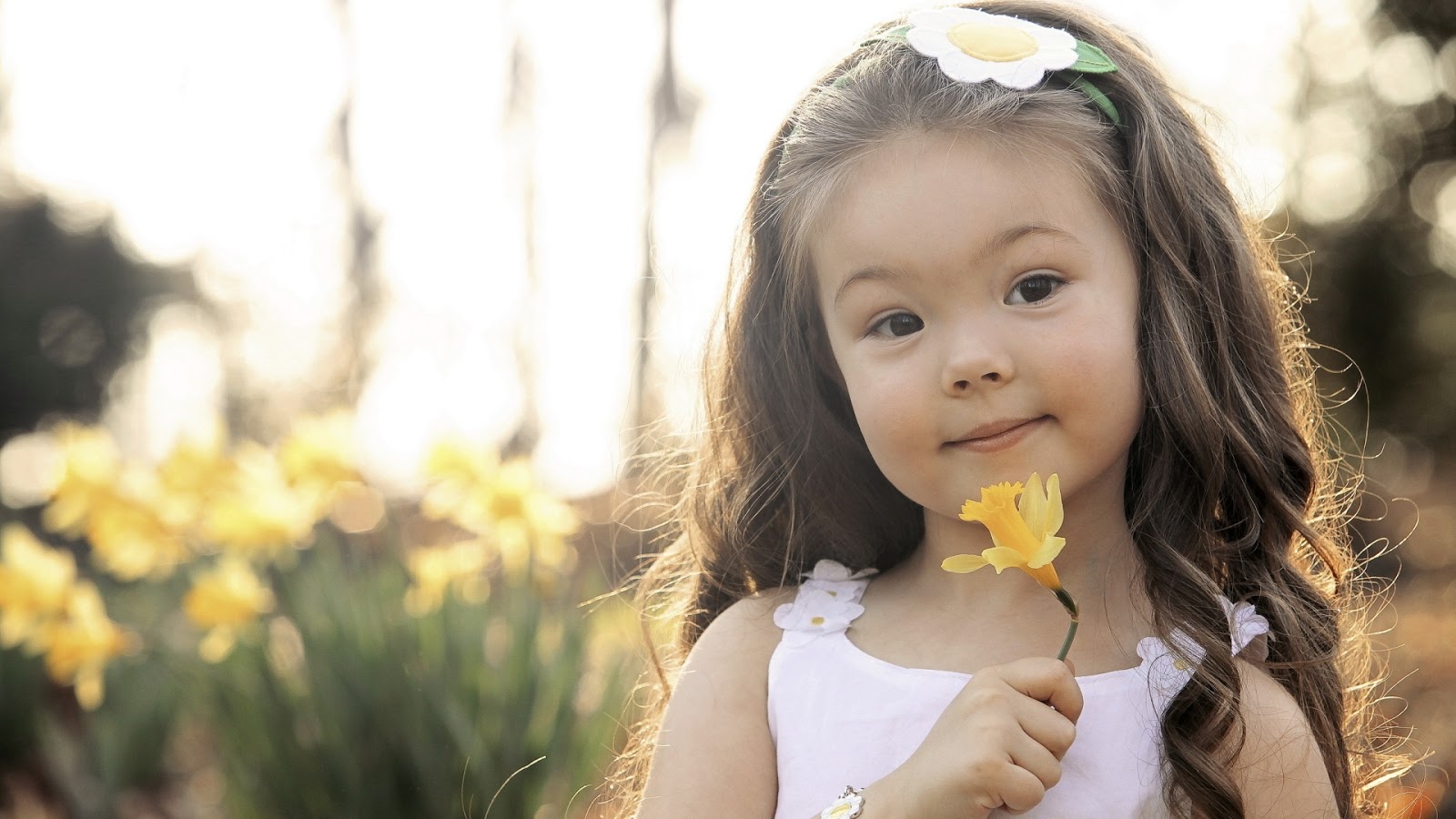 Cute Portrait - Mystery Wallpaper