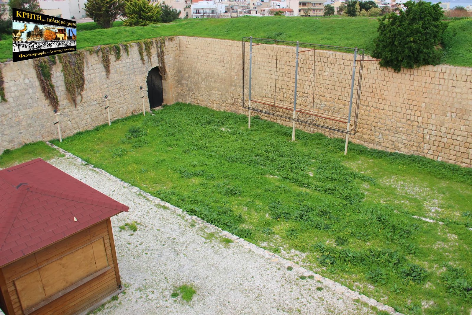 ΒΟΛΤΑ ΣΤΑ ΕΝΕΤΙΚΑ ΤΕΙΧΗ ΗΡΑΚΛΕΙΟΥ - Κρήτη πόλεις και χωριά