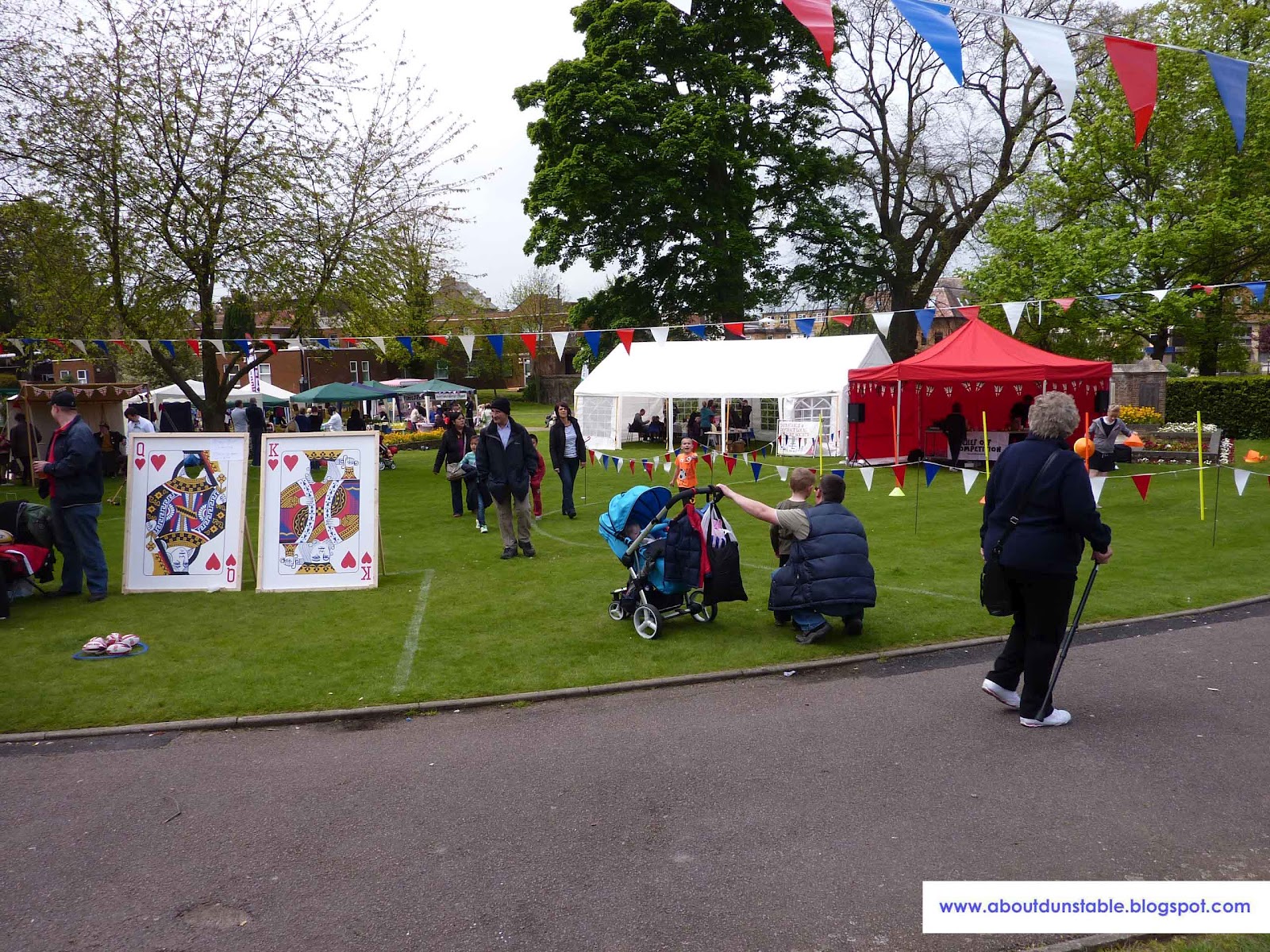 About Dunstable : Having Fun in Dunstable!