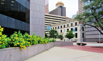 Houston in Pics: City of Houston Central Library & Plaza