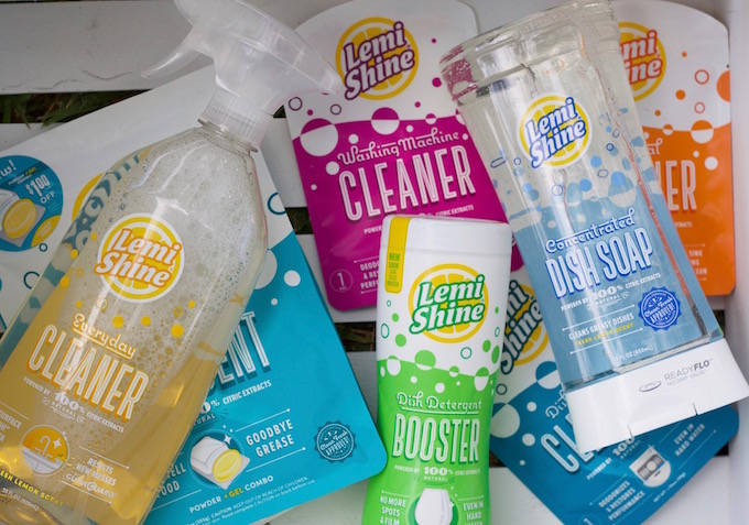 How I Keep My Home Clean As a Working Mom | Jesse Coulter