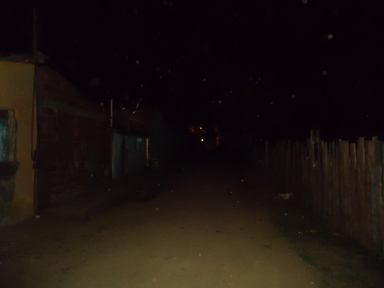 JOEL FERNANDO: RUAS ESCURAS: MORADORES DA RUA DOS ESQUECIDOS EM CAFUNDÓ ...