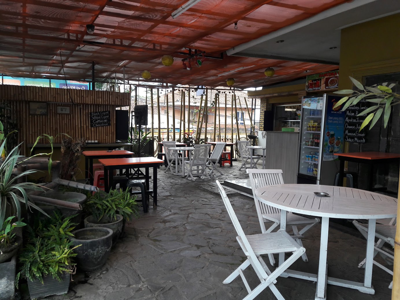 Widaningsih: TOM'S GYM SPORT