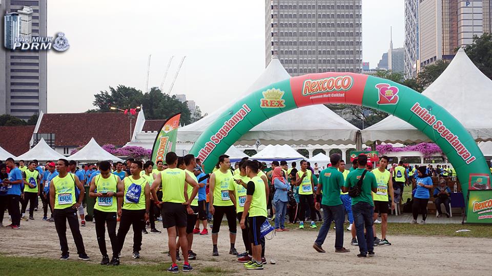 Lensa Pijut: PDRM Night Run 2018 :: Ulangtahun Sambutan Hari Polis Ke 211