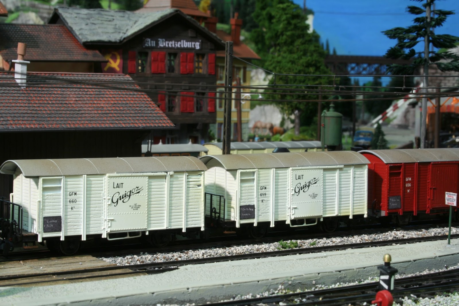 Swiss Models Factory MF-CH: Modèles HOm - HO12