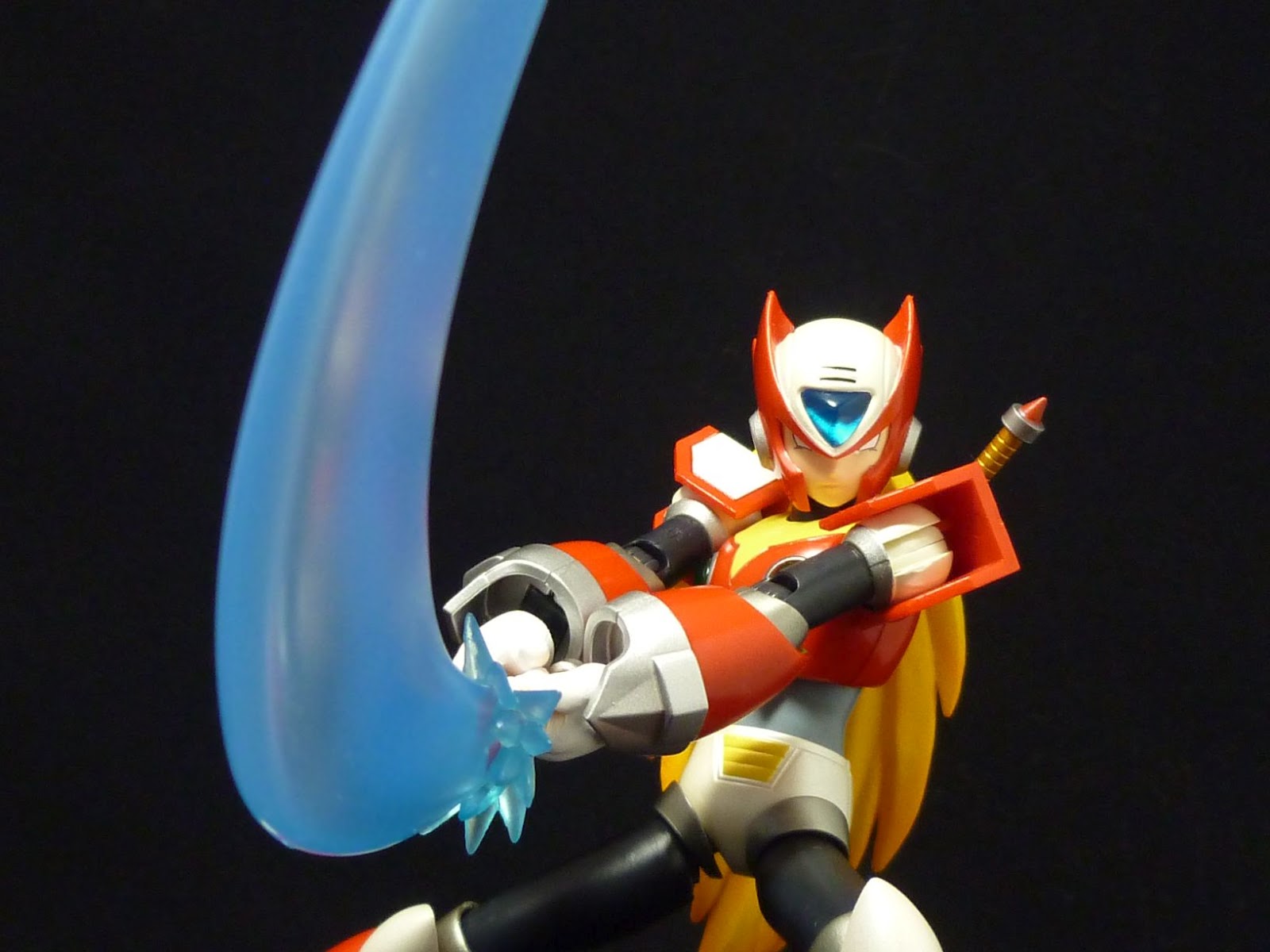 Rockman Corner: Check Out D-Arts Zero Type 2 in Action