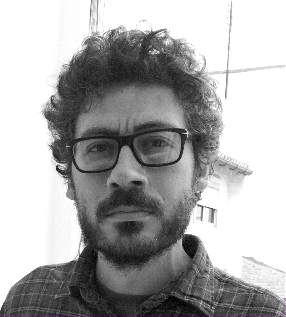 Frente al silencio : Iván Rojo