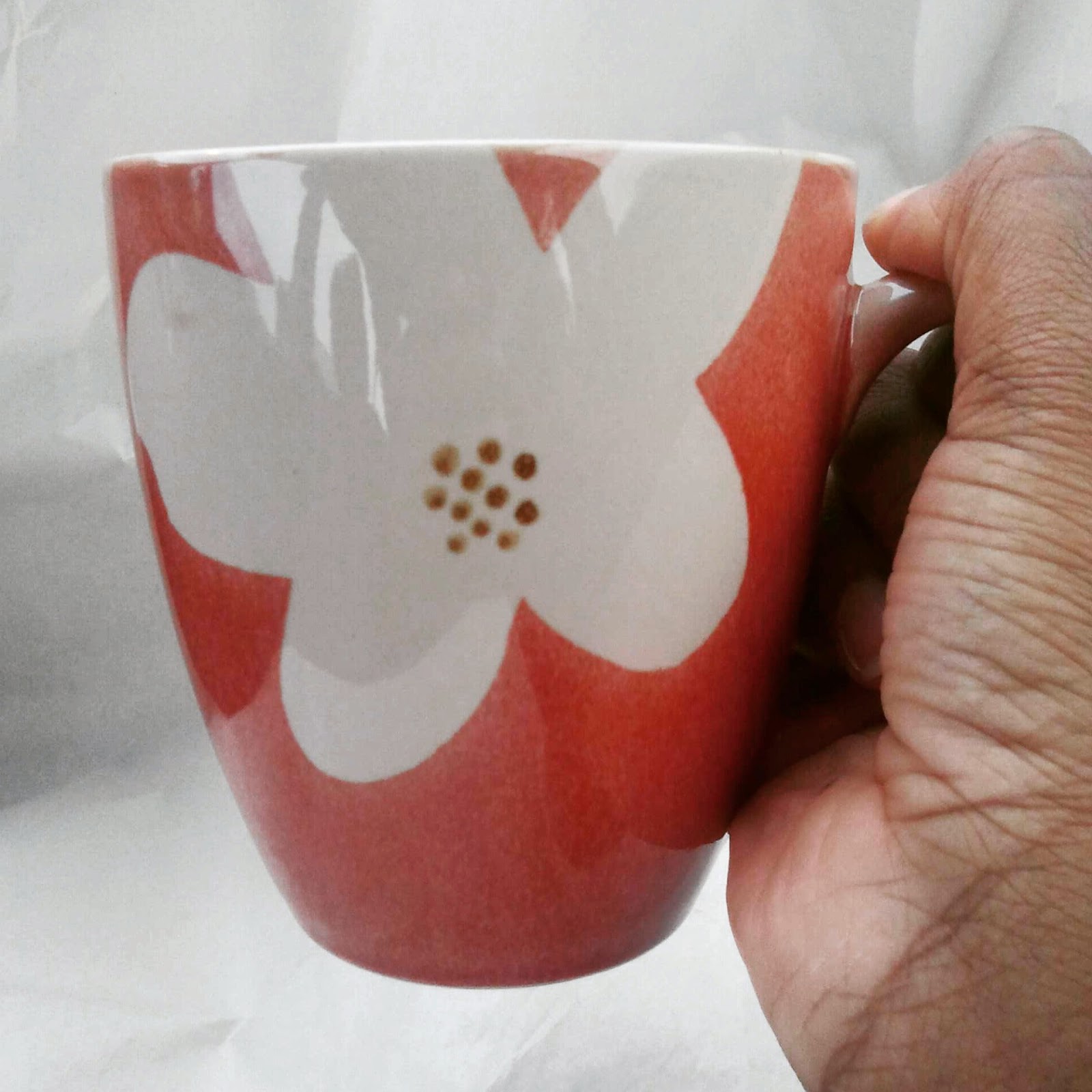 The Mug Log Mugshot No 010 Mum s The Word the-mug-log-mugshot-no-010-mum-s-the-word