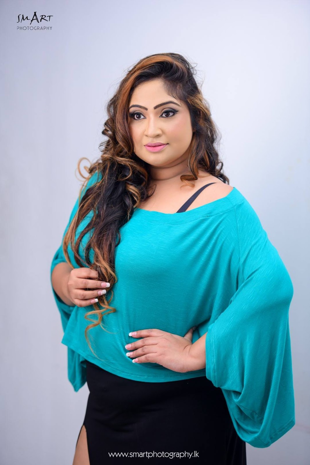 Gihani Weerasinghe Hot Photos