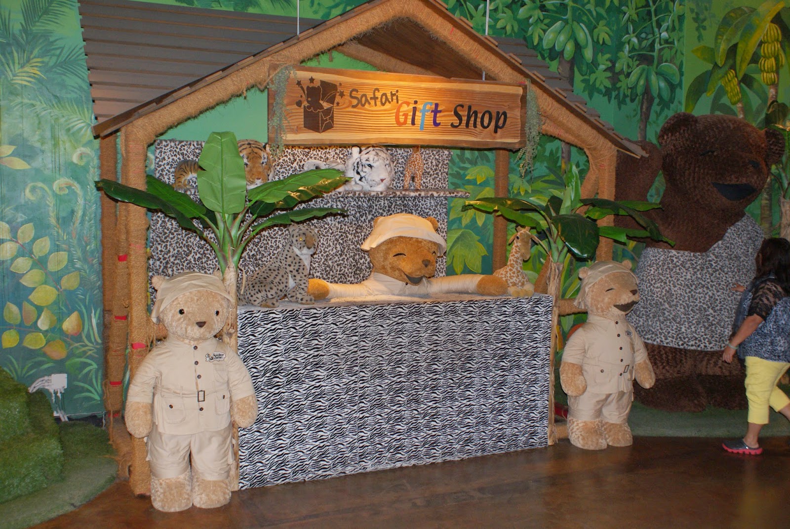Yauly: Jeju Island-Teddy Bear Safari Museum