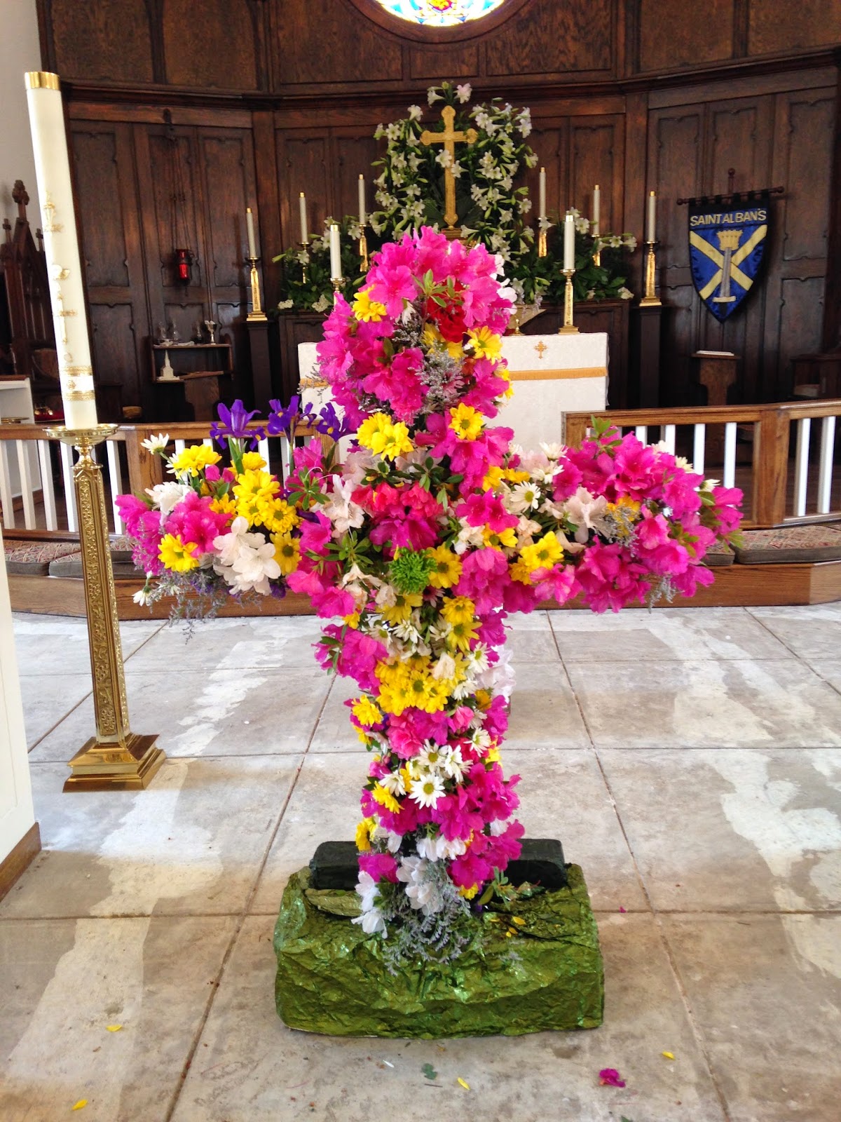 St. Alban's Episcopal Church: Easter Cross