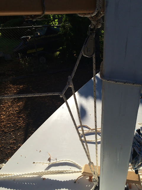 Michalak Robbsboat build: Rigging details at this point.