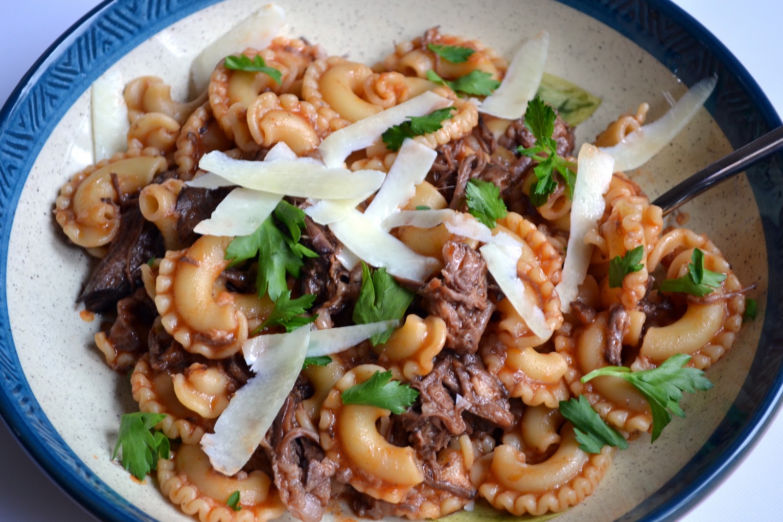 Hardly Housewives: Galletti Pasta with Braised Short Rib Sauce