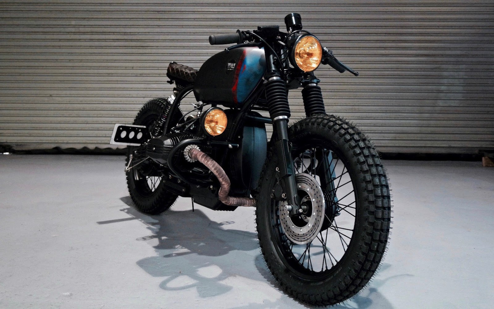 R80 ST Scram - Inazuma café racer