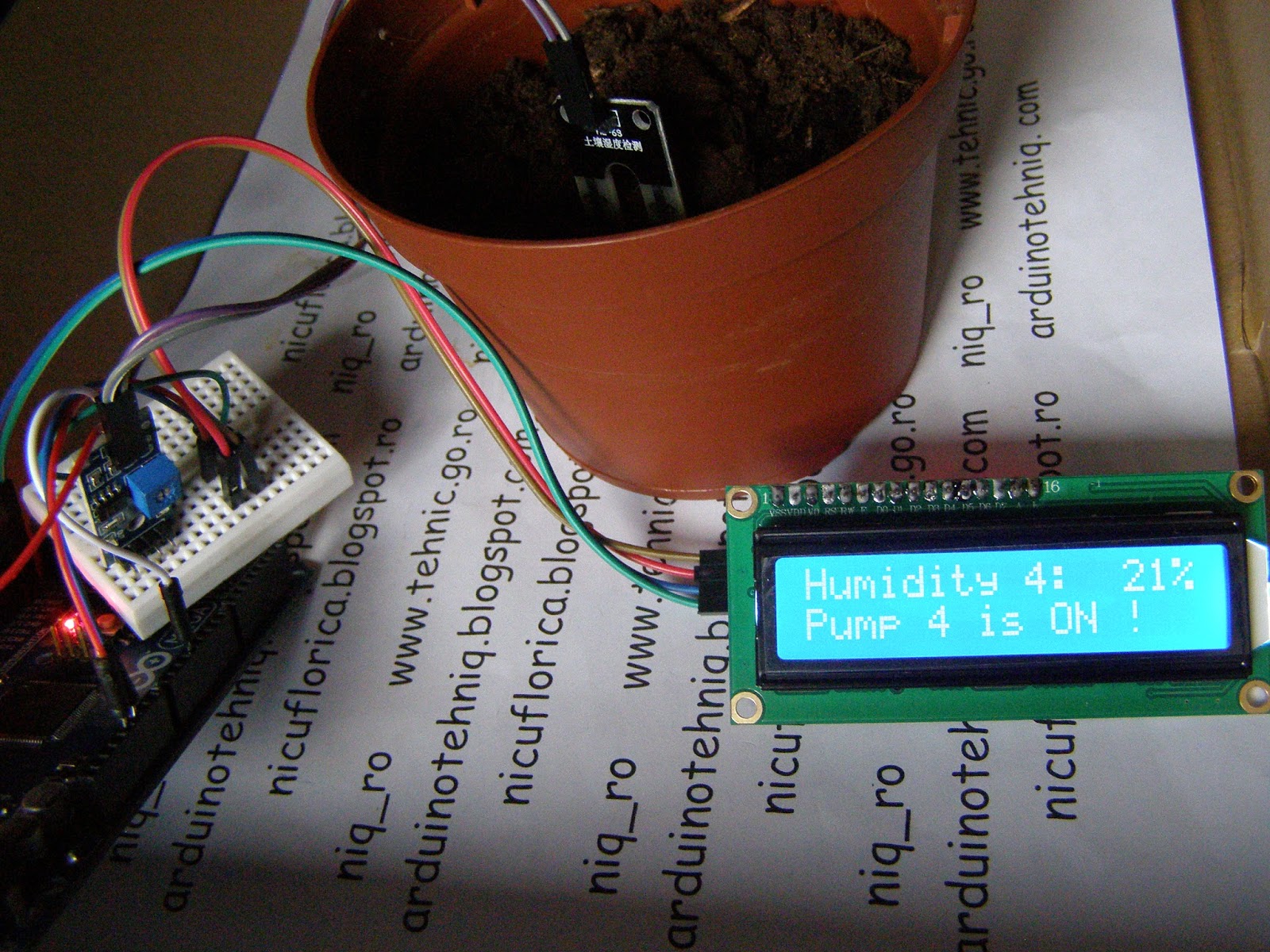 Arduino tehNiq: Soil moisture control in 4 zones